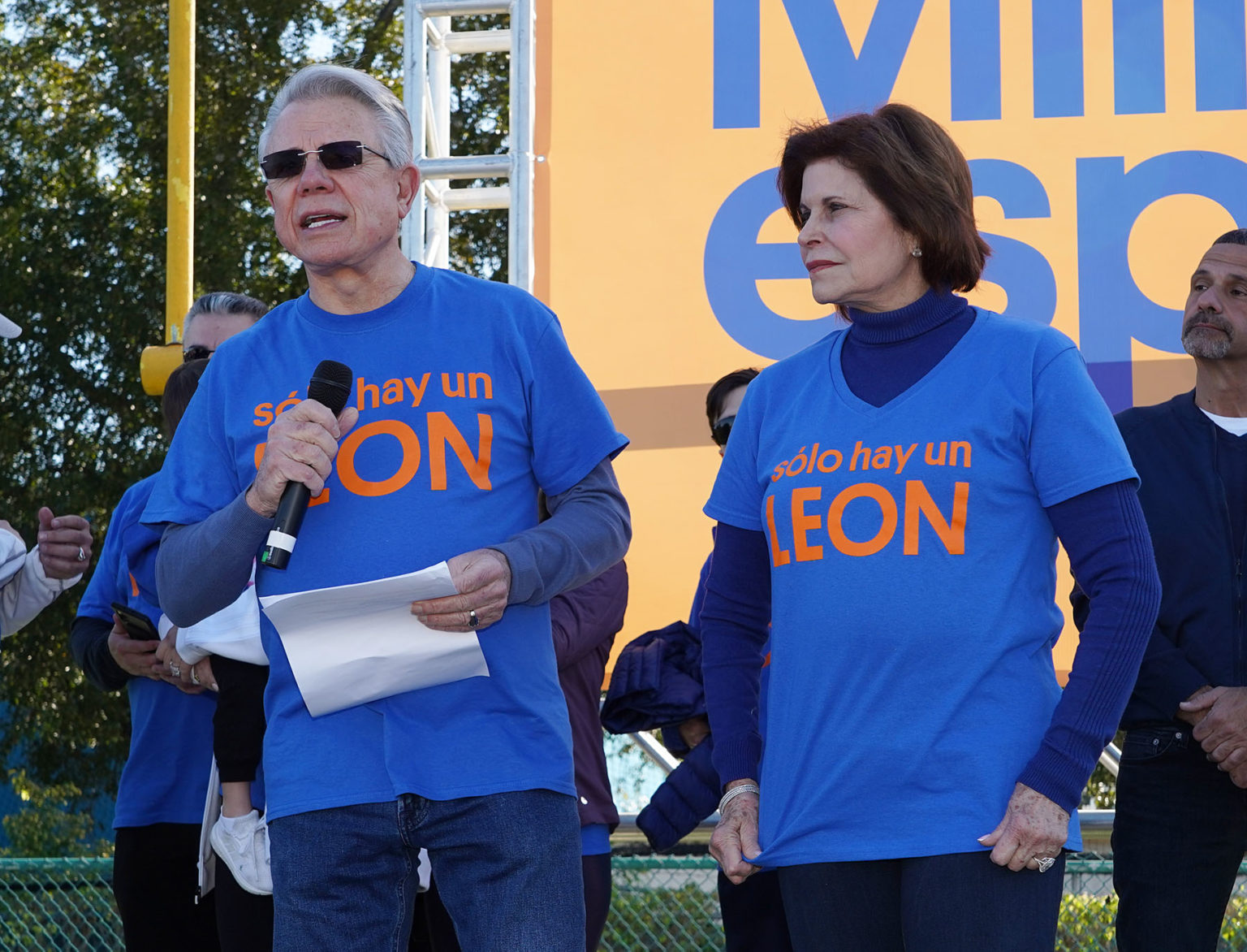 La 10a ‘Caminata Anual de Silvia y Benjamin Leon, Jr. A beneficio de la ...
