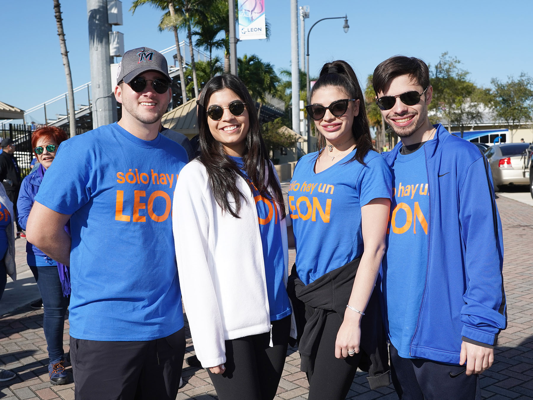 La 10a ‘Caminata Anual de Silvia y Benjamin Leon, Jr. A beneficio de la ...