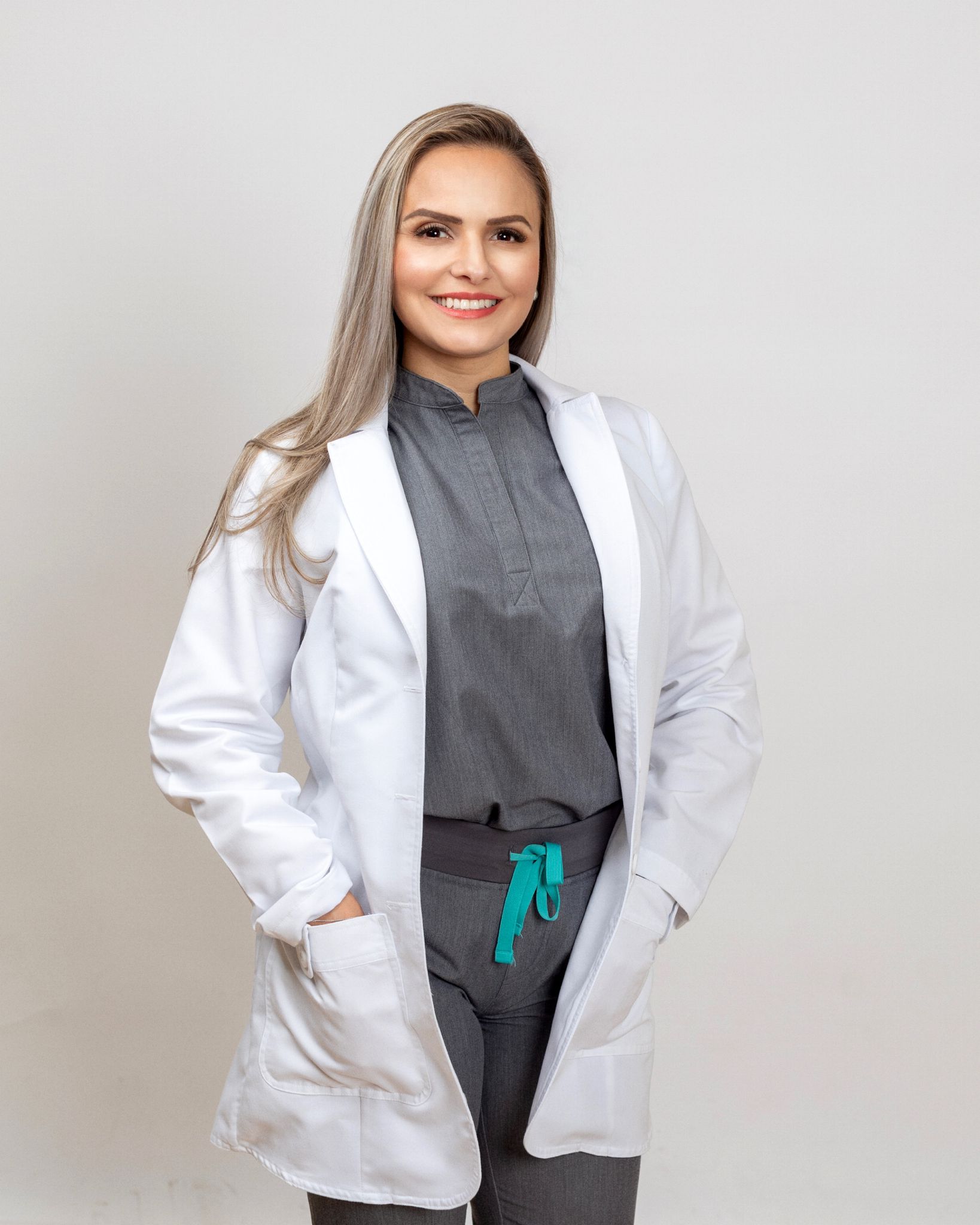 María Salas: La enfermera que sana la autoestima impulsando la belleza ...